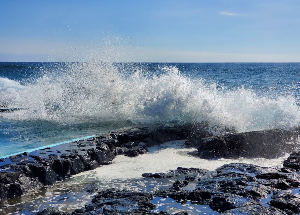 Alii Saltwater Swimming Pool, Kailua-Kona - Hawaii Beaches