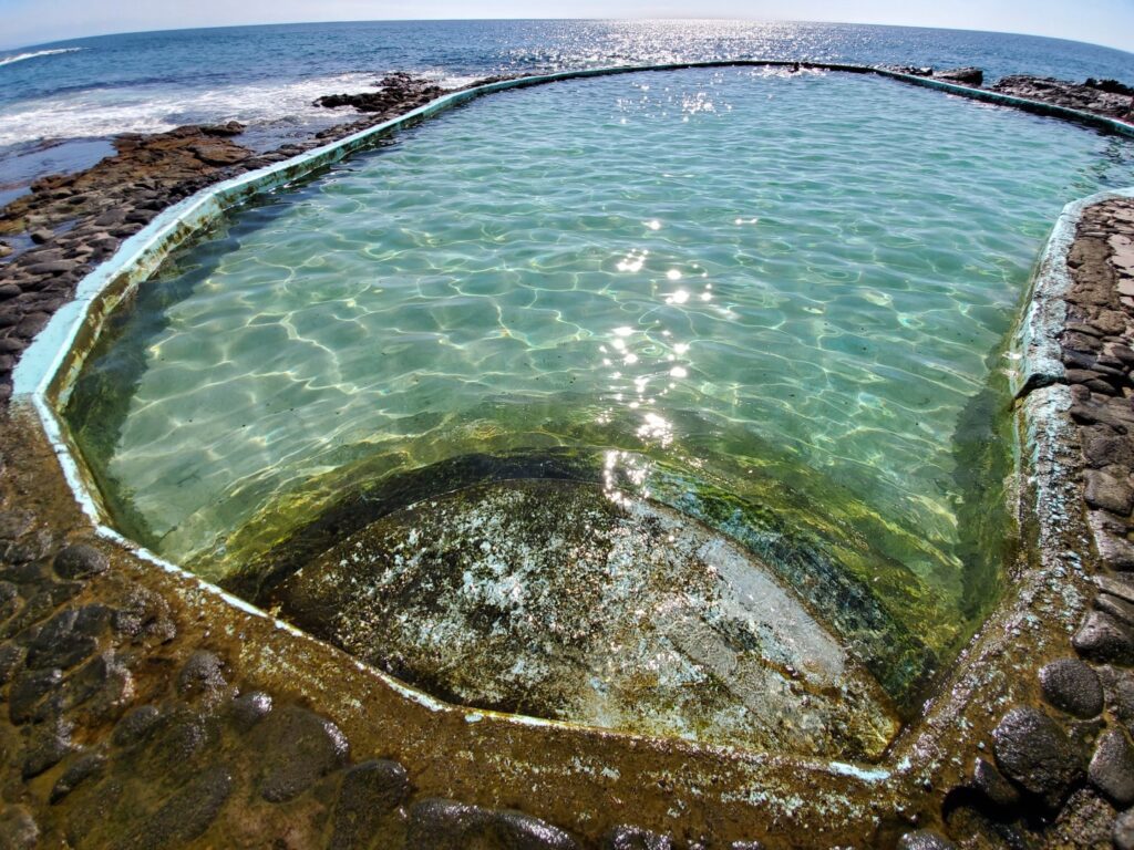 Alii Saltwater Swimming Pool, Kailua-Kona - Hawaii Beaches