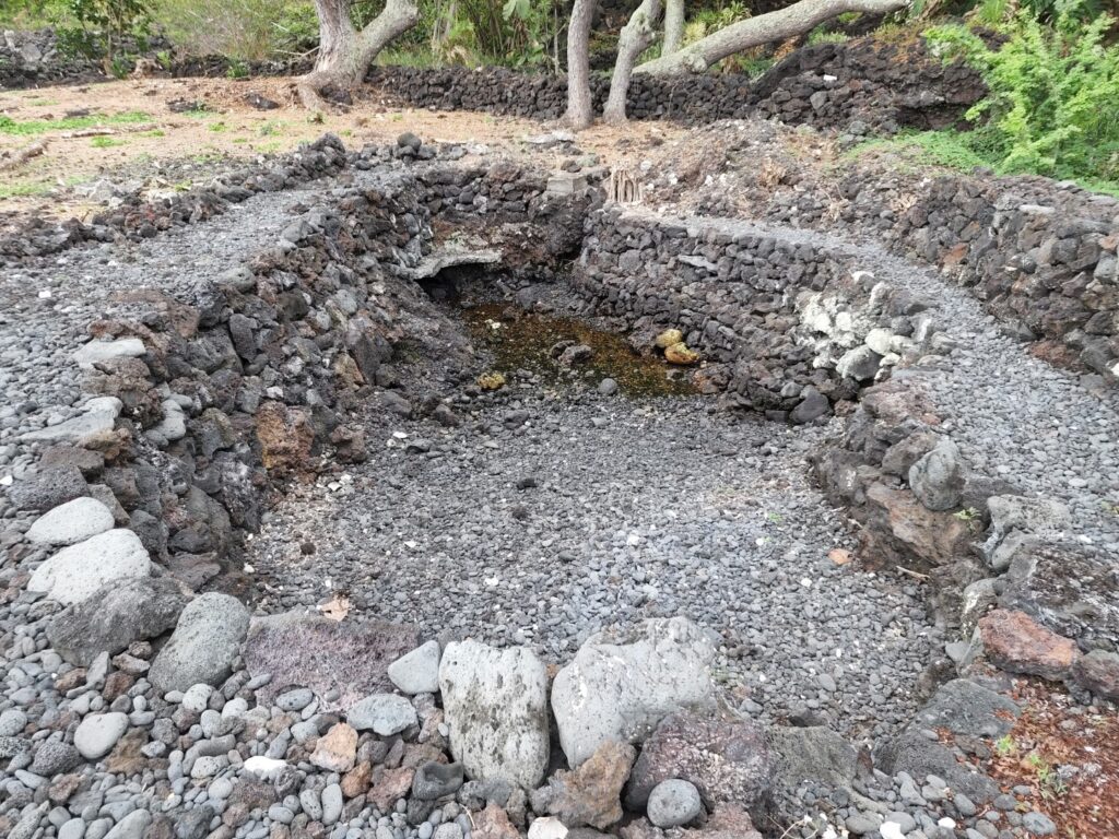 He'eia Bay Beach, Kailua-Kona - Hawaii Beaches