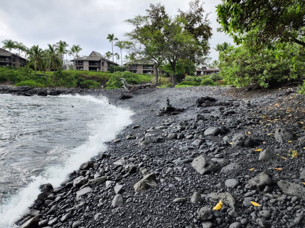 He'eia Bay Beach, Kailua-Kona - Hawaii Beaches