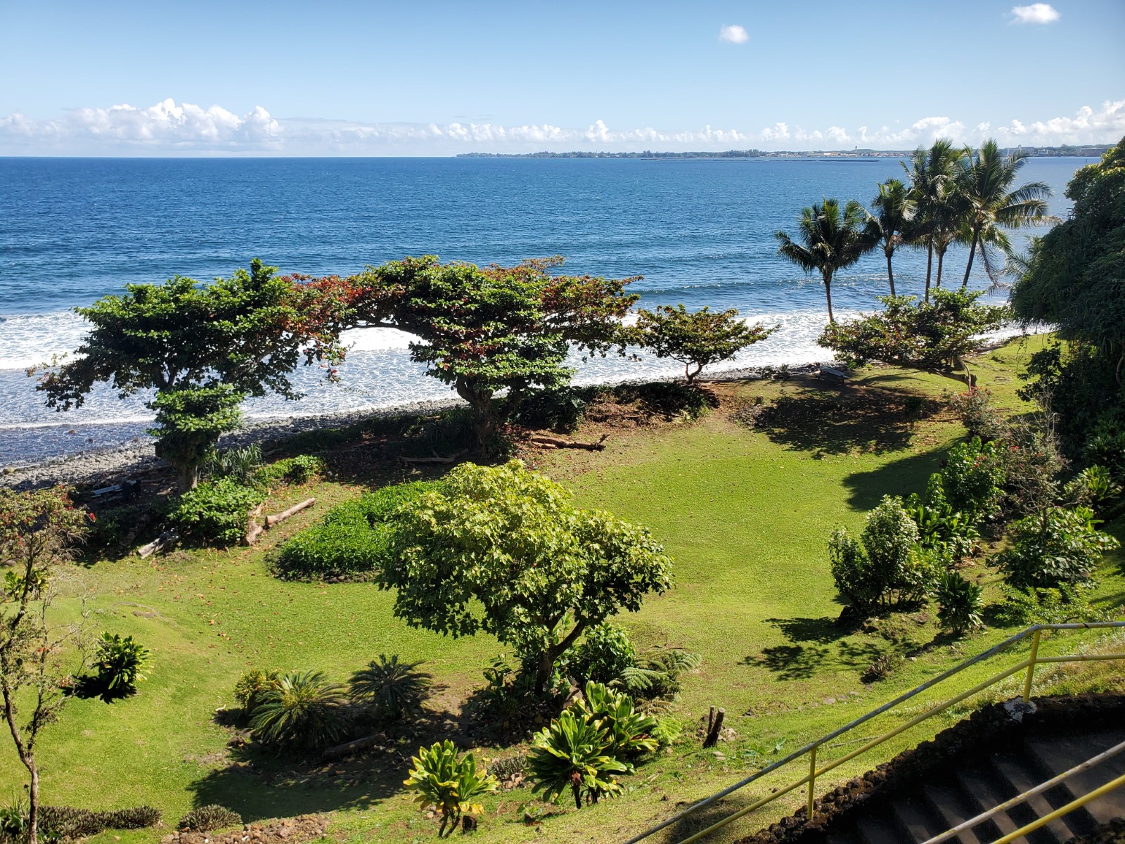 Honolii Beach Park, Hilo - Hawaii Beaches