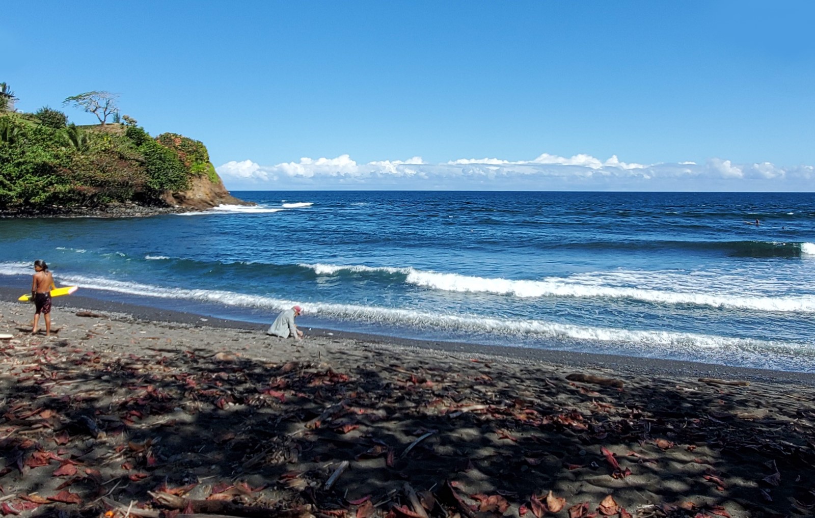 Honolii Beach Park, Hilo - Hawaii Beaches