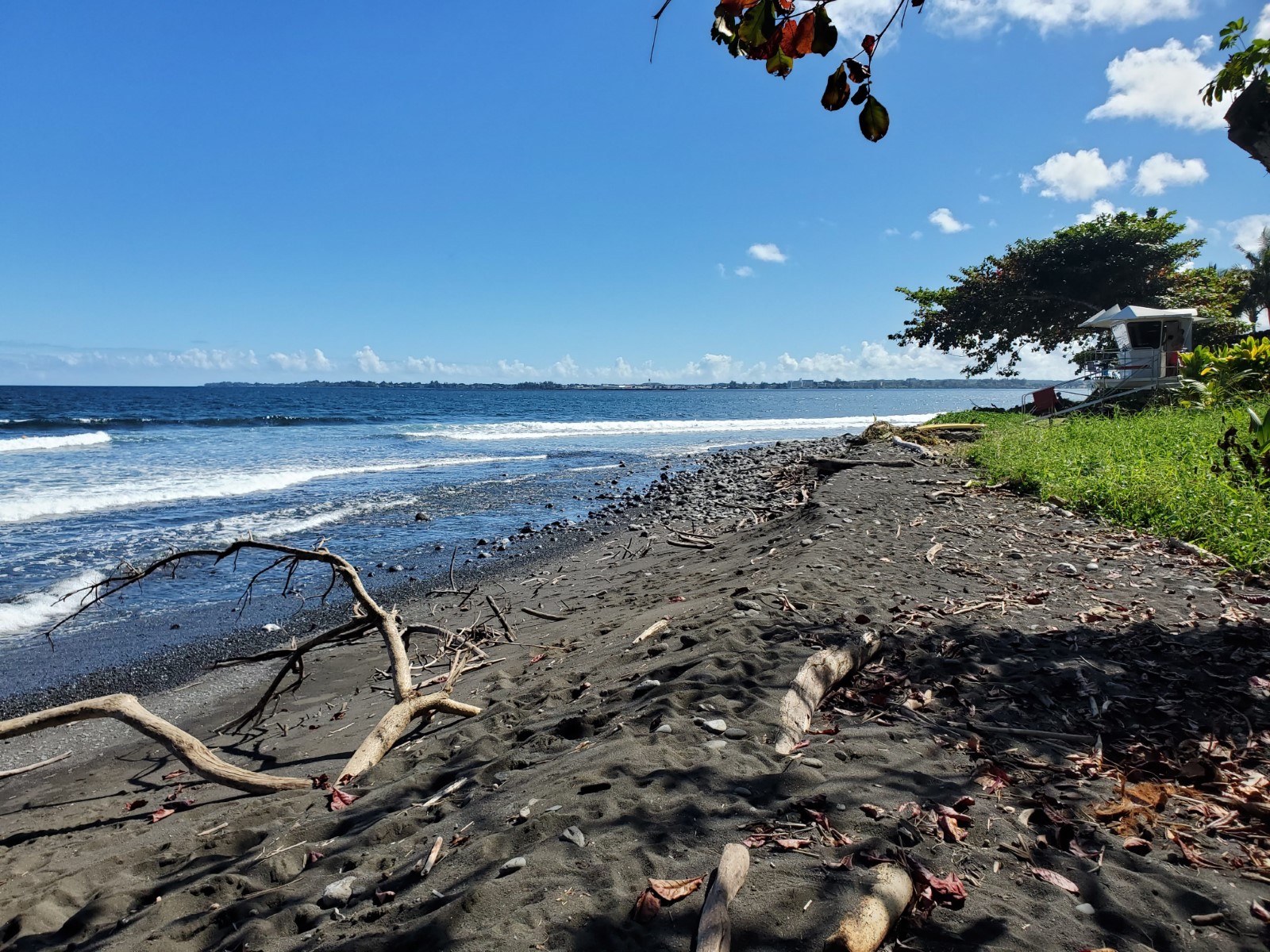 Honolii Beach Park, Hilo - Hawaii Beaches