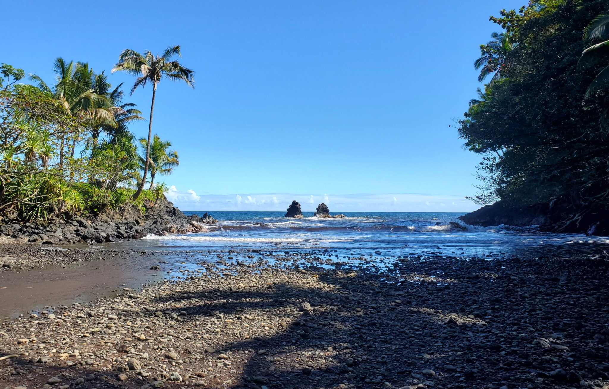 Honolii Beach Park, Hilo - Hawaii Beaches